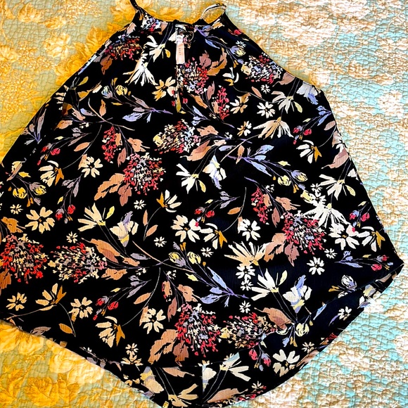 Lush | Tops | Lush Cute Blouse With Slit On Front And Back With A Tie ...